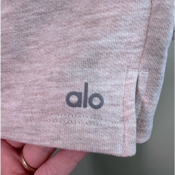 ALO Yoga | Shorts | Nwt Alo Yoga Low Key Sweat Short In Oatmeal Sz M ...